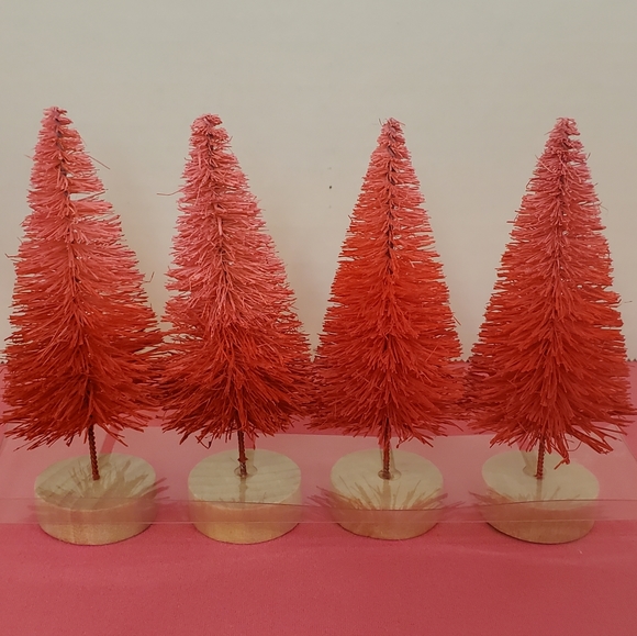 Spritz | Holiday | 4pk Red Bottle Brush Trees Holiday Decor Target ...